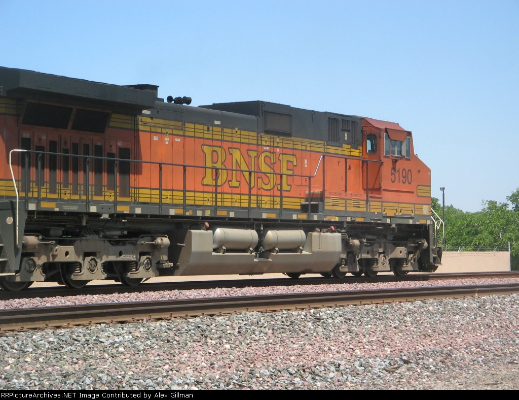 BNSF 5190 Eastbound